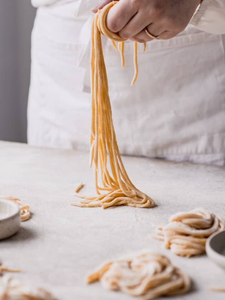 Tonnarelli pasta • fedetheclumsychef.com