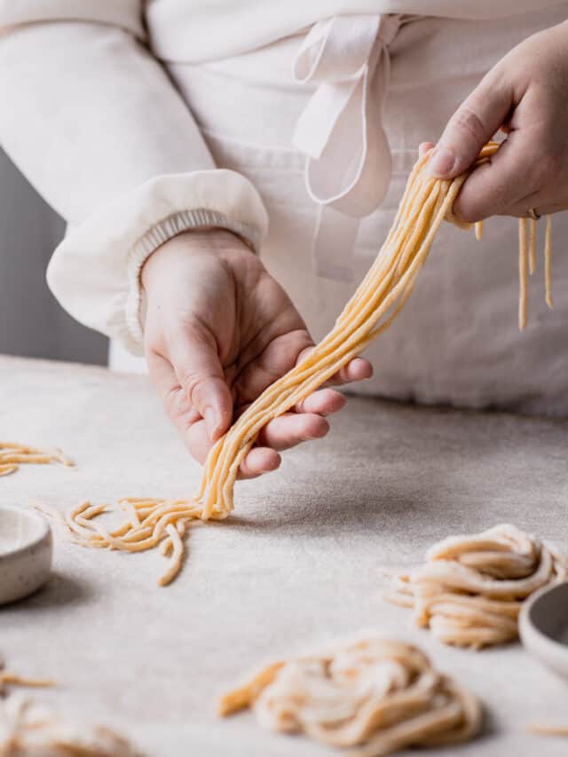 Tonnarelli pasta • fedetheclumsychef.com